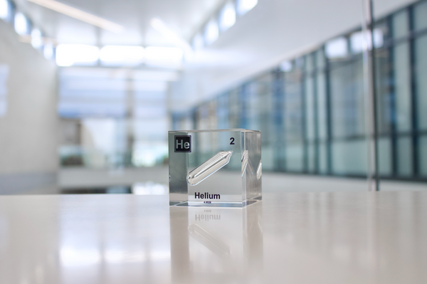 Helium Element Cube - 2" Acrylic Display - Atomic Number 2 – Stemcell ...