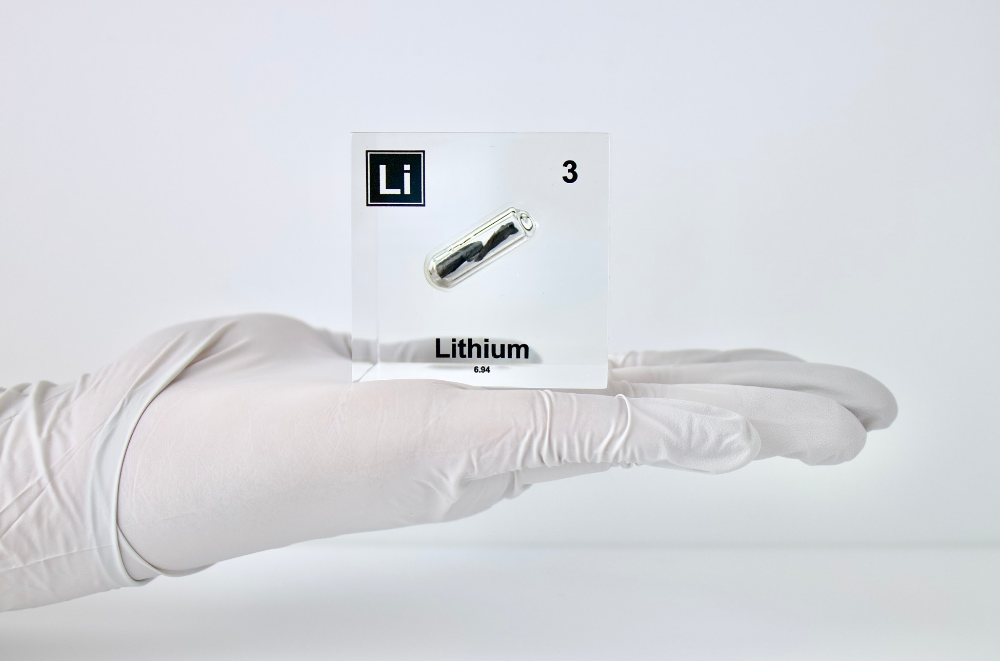 Lithium Element Cube - 2" Acrylic Display - Atomic Number 3 – Stemcell ...